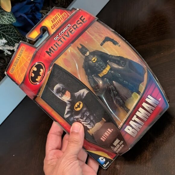 DC Comics | Other | O Dc Comic Multiverse Batman Action Figure ...